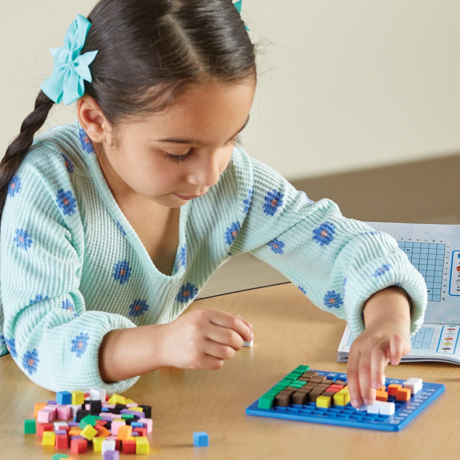 STEM Explorers™ Pixel Art Challenge – Falomir Juegos